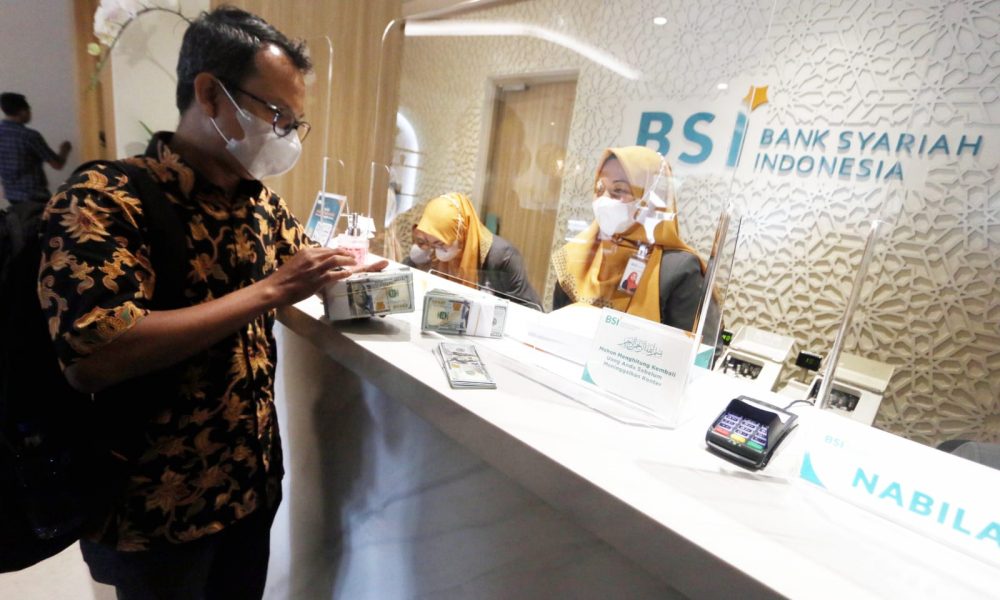 Pelayanan BSI Kembali Normal – Bisnis Corner